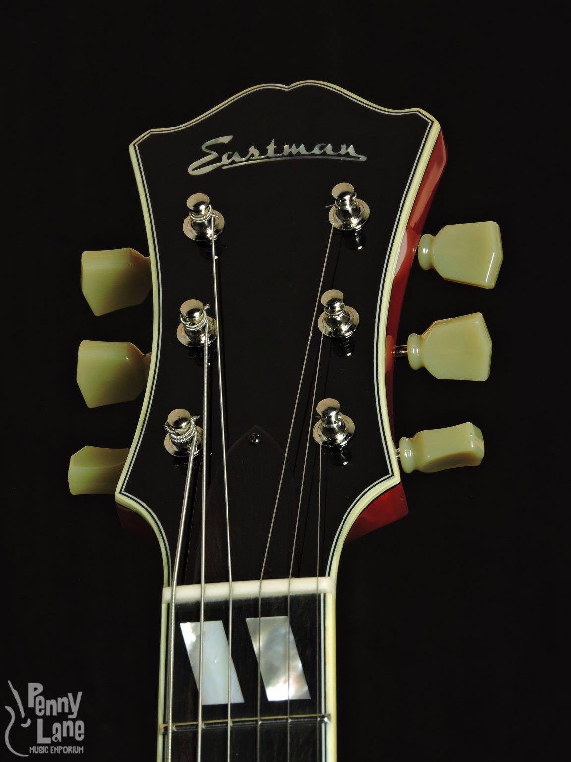 EASTMAN T486-RD GLOSS RED ELECTRIC SEMI-HOLLOW GUITAR WITH CASE | Penny ...